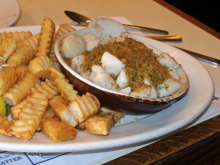 Lenny & Joe’s Fish Tale: A Broiled and Fried Seafood Story - Food GPS