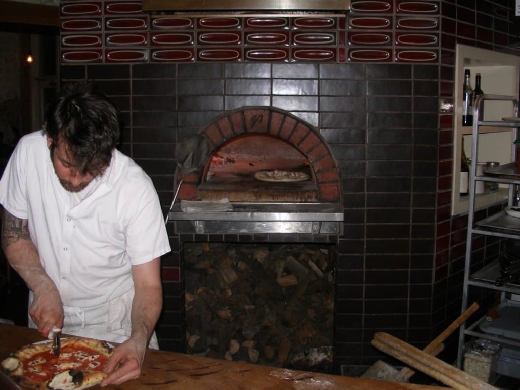 Pizzaiolo: Applying Touches of Chez Panisse to Pizza - Food GPS
