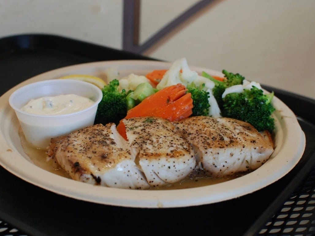 Pier 46 Seafood: Fresh Catch in Templeton Shopping Plaza