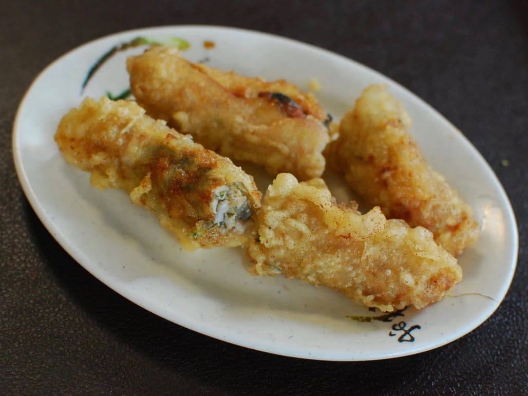 Chen's Oyster Rolls: Special Taiwanese Seafood in Tainan - Food GPS